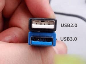 USB 3.0 vs USB 2.0 - Difference and Comparison (2021)