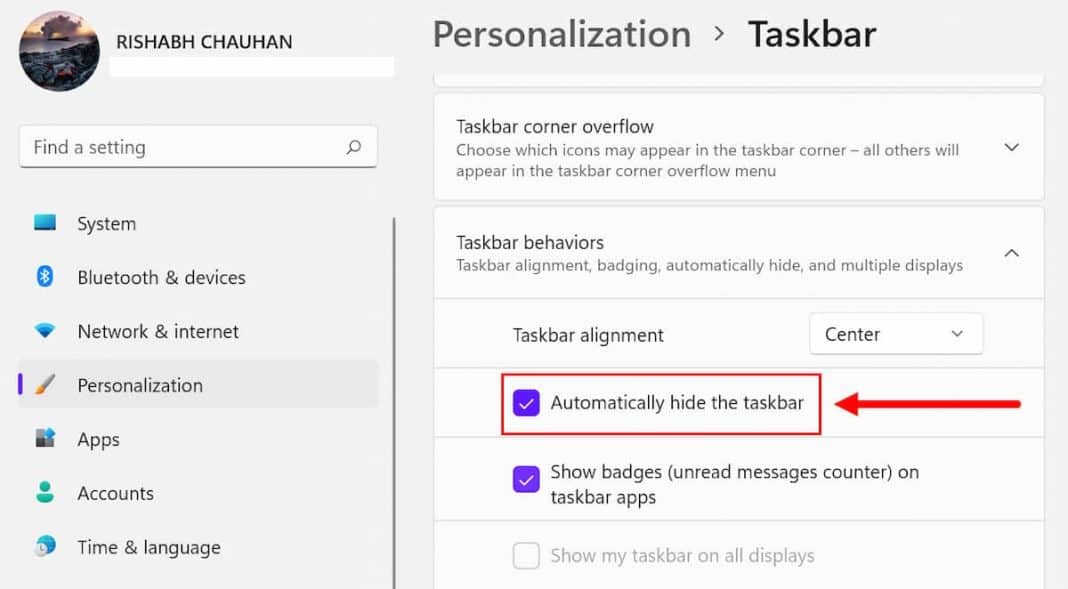 Top 2 Ways to Hide the Taskbar on Windows 11