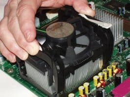 5 Ways to Fix the Red CPU Light On A Motherboard (2025)