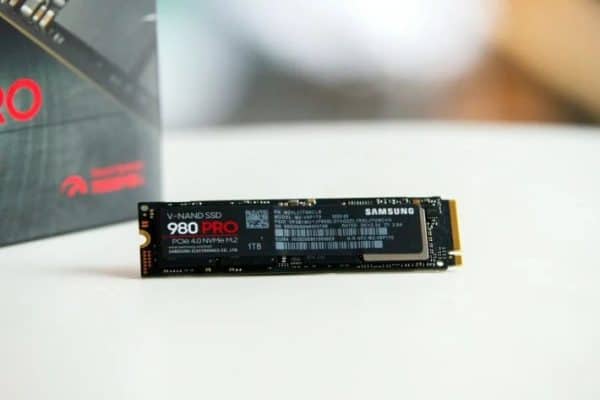 Como instalar um SSD NVMe em um desktop e laptop (2023) - Boa Informação