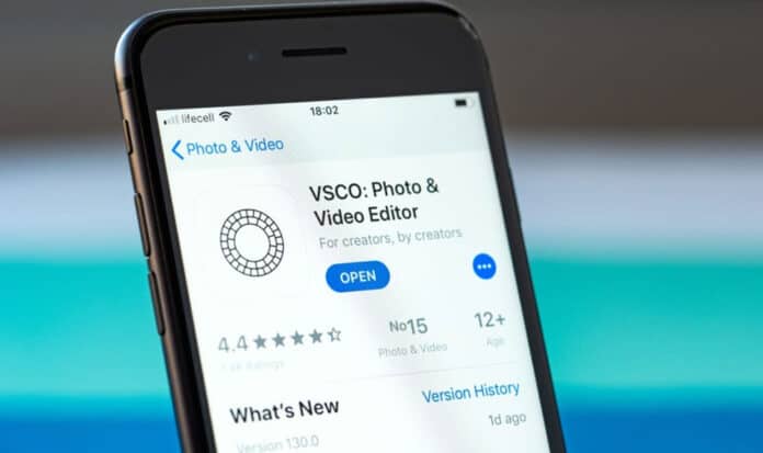 Does VSCO Notify When You Take Screenshots? Find Out Here